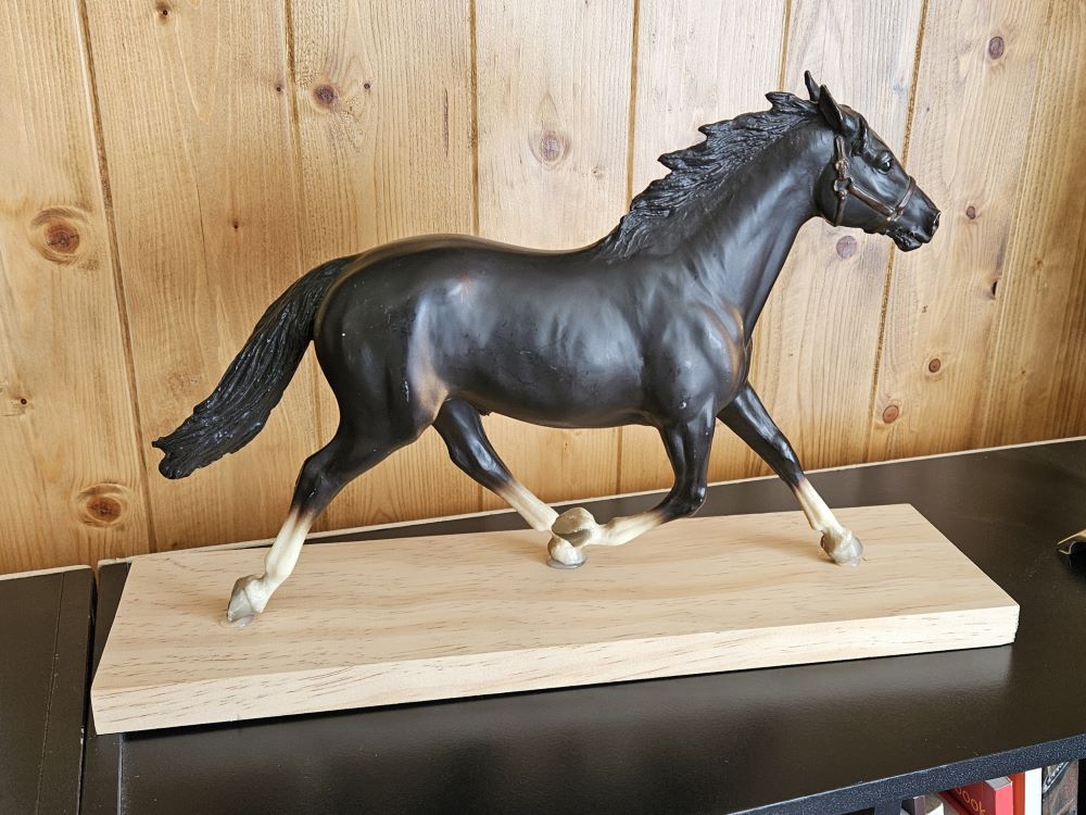 How To Make a Quick and Easy Upcycled Breyer Horse Display